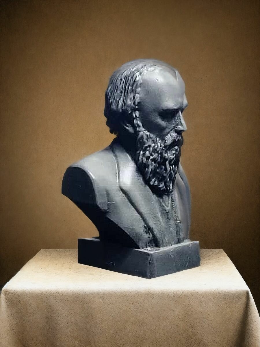 Бюст Достоевского в костюме из камня. Бесшовный высота 60мм. Патина. Высокая детализация. Тяжелый и холодный