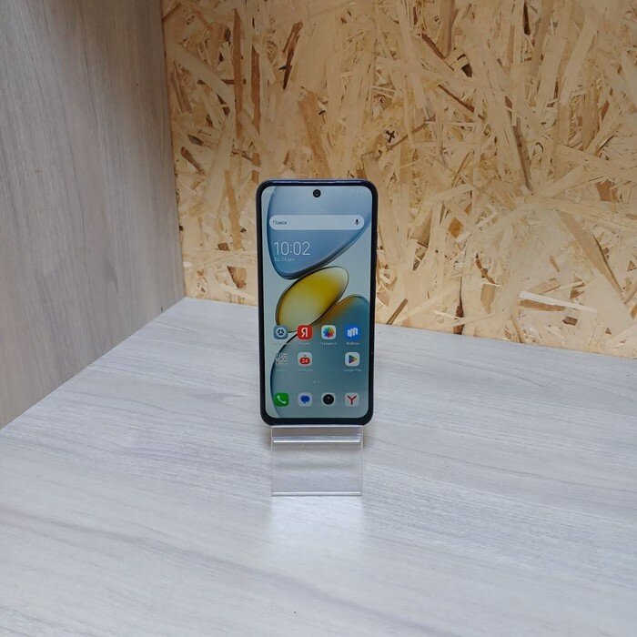 Смартфон Tecno Spark GO 1 4/64 Черный