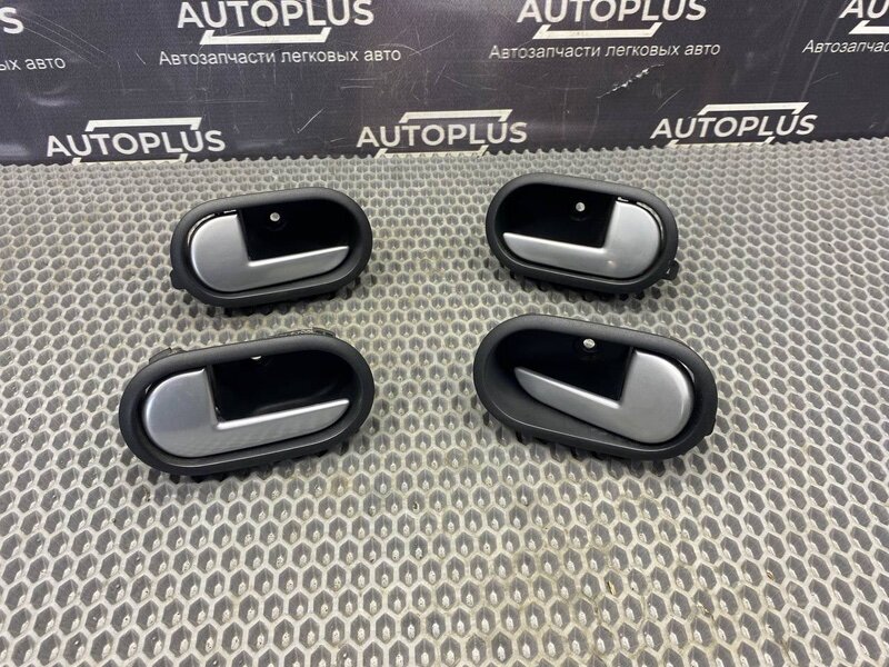 Внутренние ручки дверей Ford Fusion 2009 (1.4 FXJA) Б/У с пробегом Арт. 2S61-A22601-AGW, 2S61-A22600-AGW