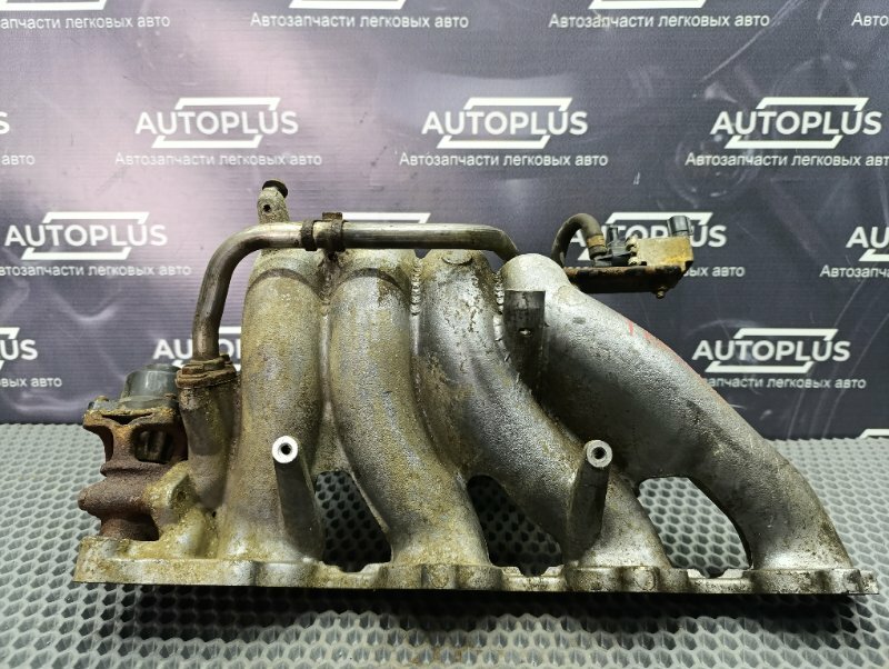 Впускной коллектор