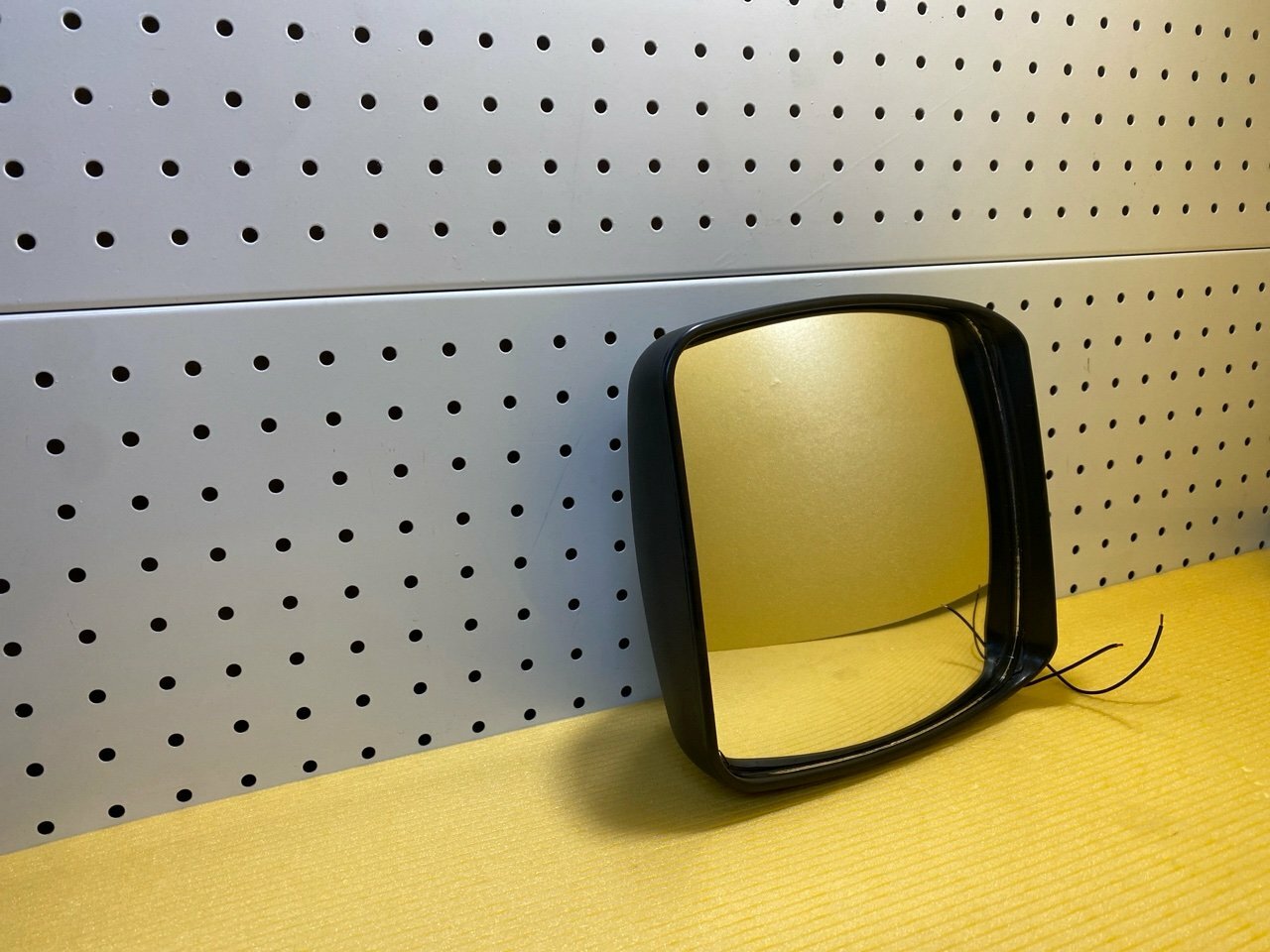 Зеркало доп. панорамное RENAULT Premium Kerax VOLVO DAF левое/правое с ручной регулировкой и подогревом