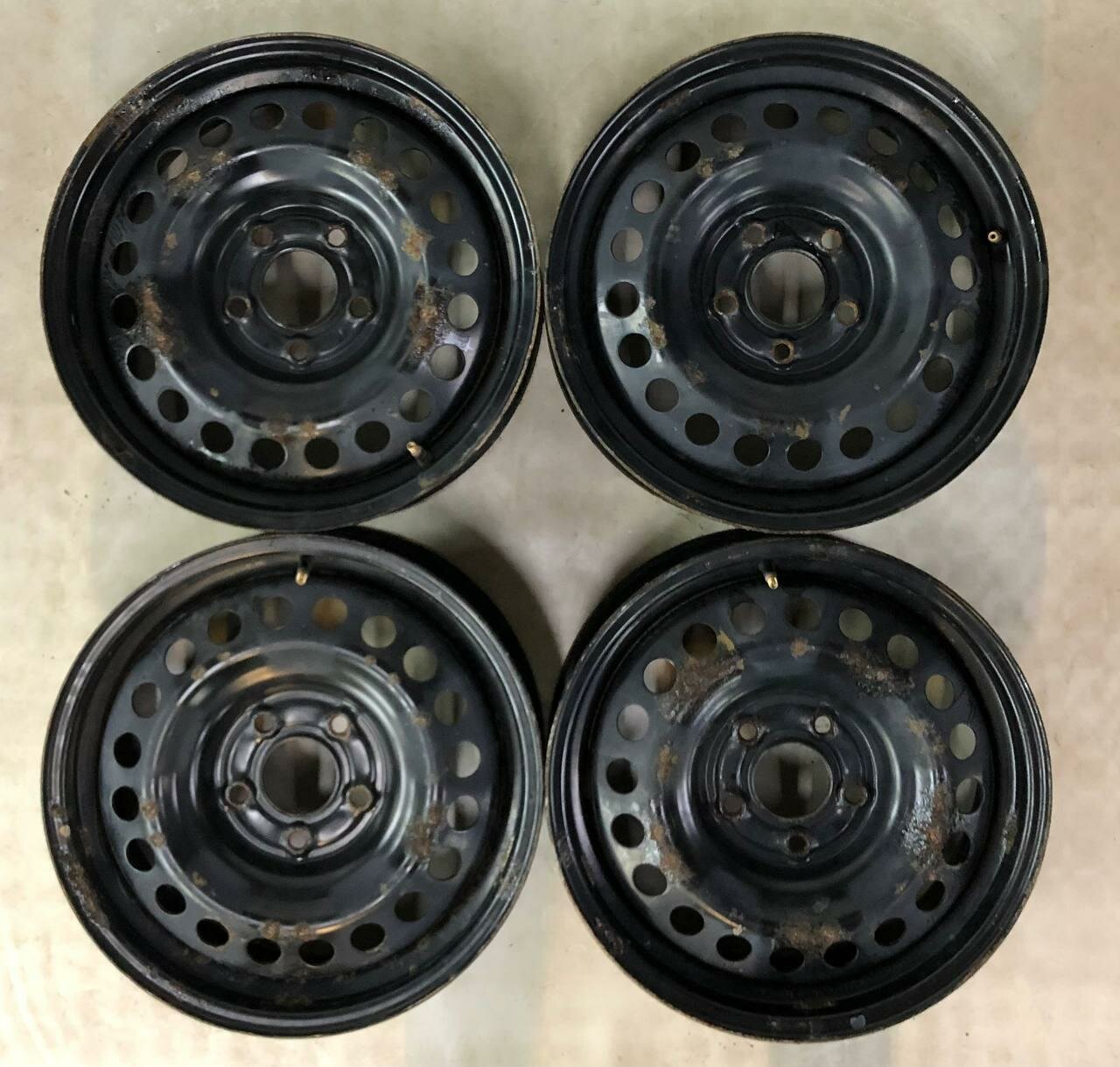 Колесные диски Штампованные 16x6 PCD 5x114.3 D67.1 ET43 (оригинал)