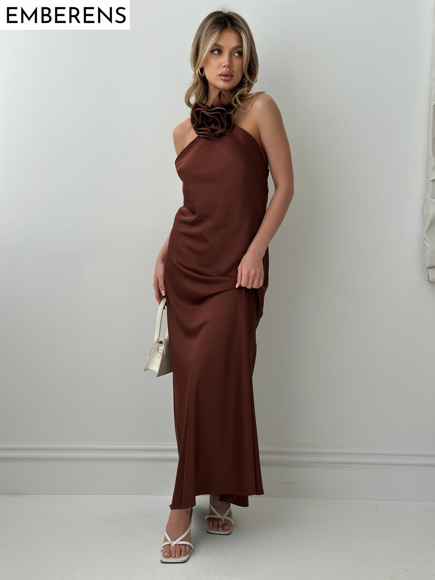 Платье Осень-зима 2025