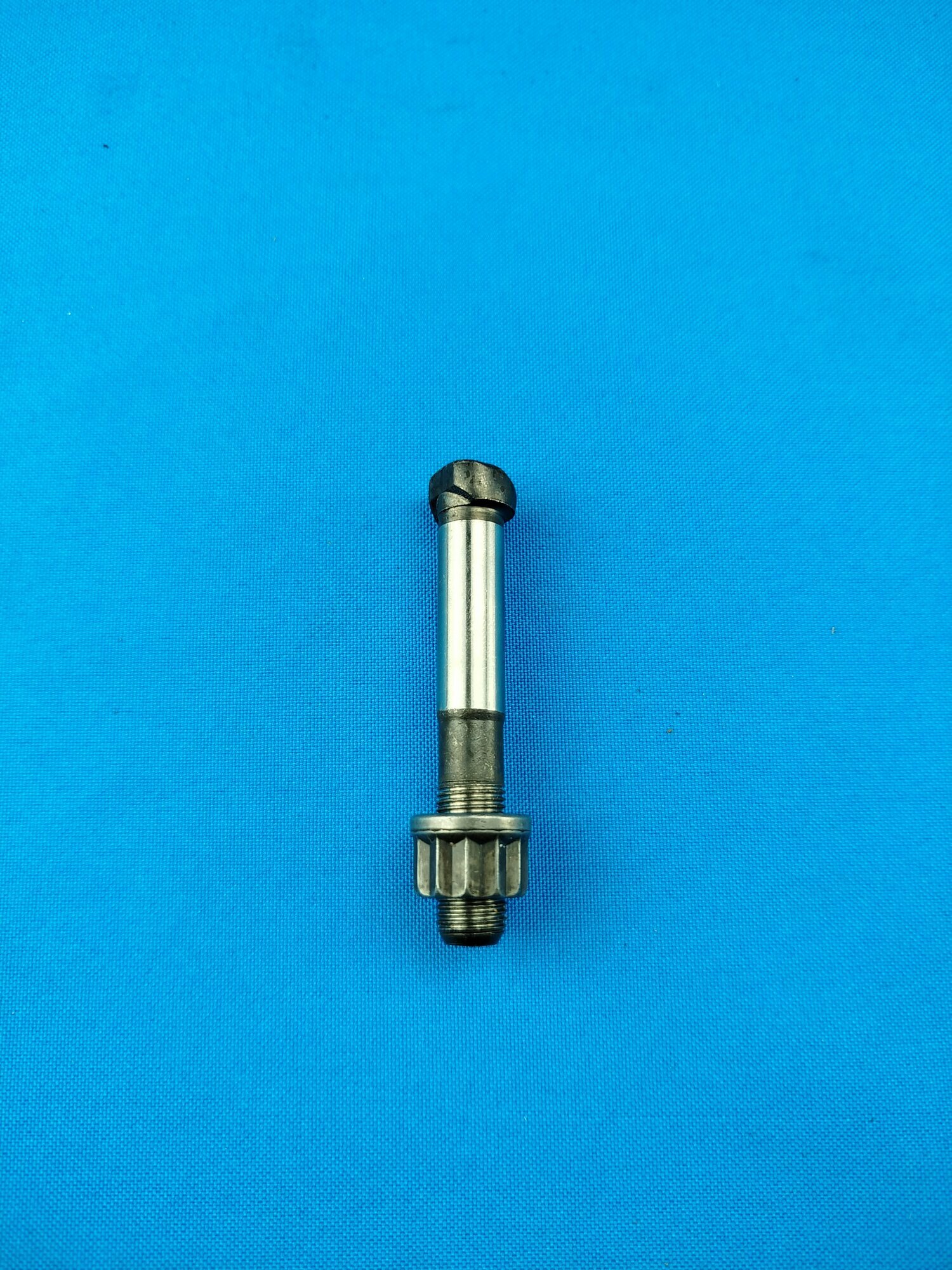 Болт "ЗМЗ" М10*1,0*62 шатуна с гайкой для автомобилей ГАЗель, ГАЗ 53, ПАЗ 3205