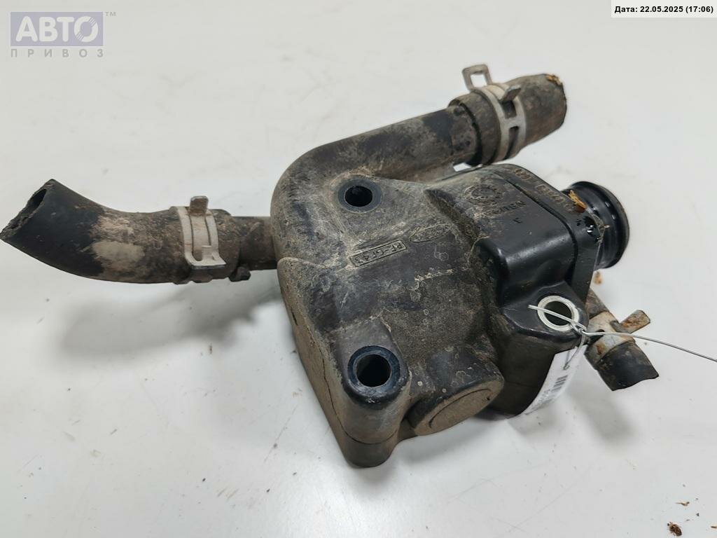 Корпус термостата Ford Focus 1 (1998-2005)