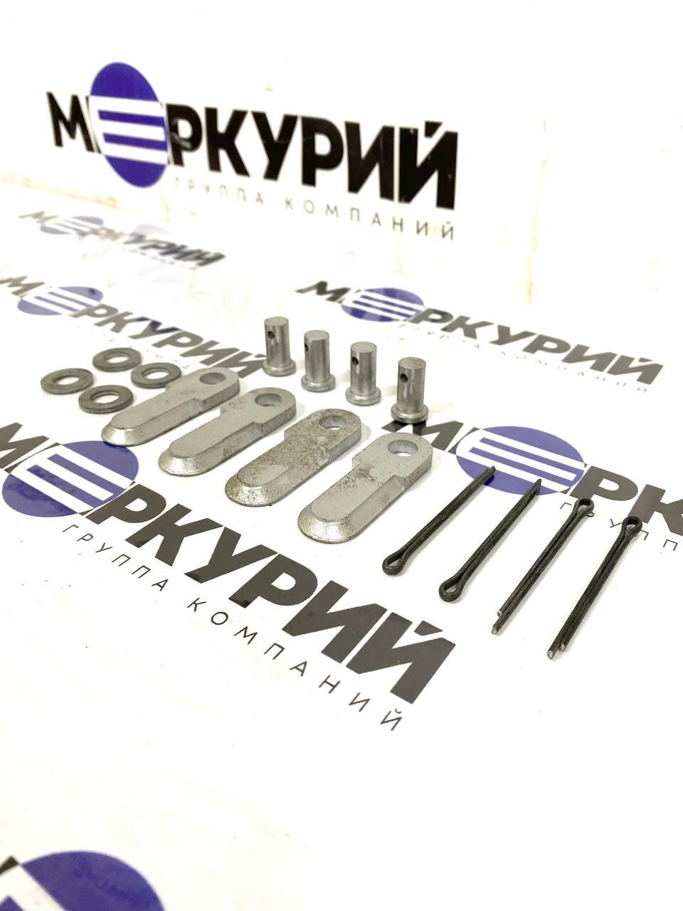 Комплект ножей для роторной косилки Заря (скругленные, 4 ножа, 4 пальца) завод. Россия