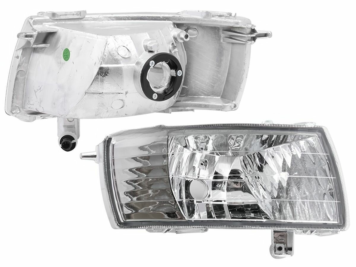 Фара противотуманная правая для Тойота Альфар Веллфайер HV, Королла, Виш арт ST2122031R SAT