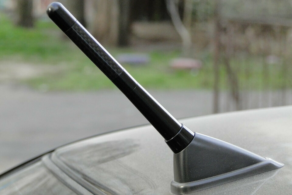 Антенна автомобильная "Top Gear", углеродное волокно, наружная, активная, черная