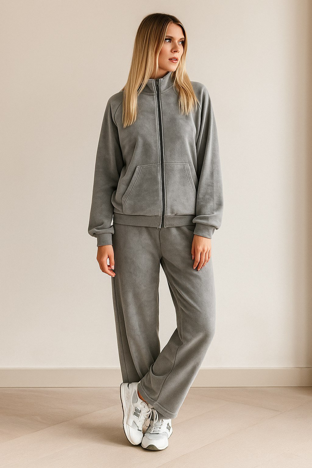 Костюм спортивный