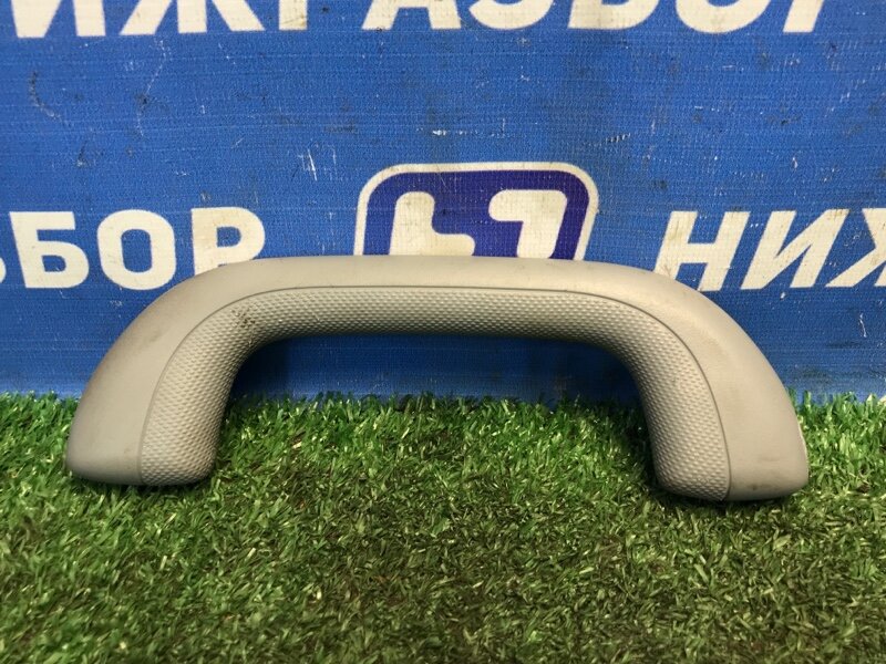 Ручка внутренняя потолочная Kia Sorento XM 2.4 G4KE 2010 задн. лев. (б/у)