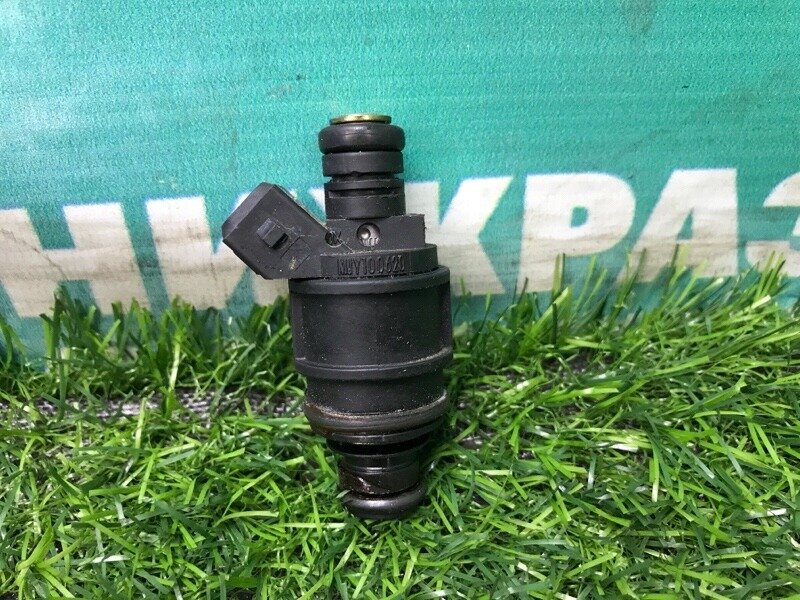 Форсунка Rover 75 RJ 2.5 25K4F (б/у) MJY100620