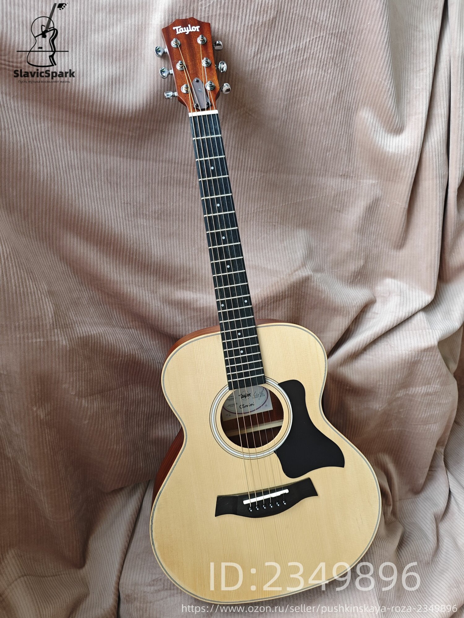 6-струнная дорожная гитара Taylor, корпус из массива красного дерева (панель), 36 дюймов, поставляется с утолщенным гитарным футляром