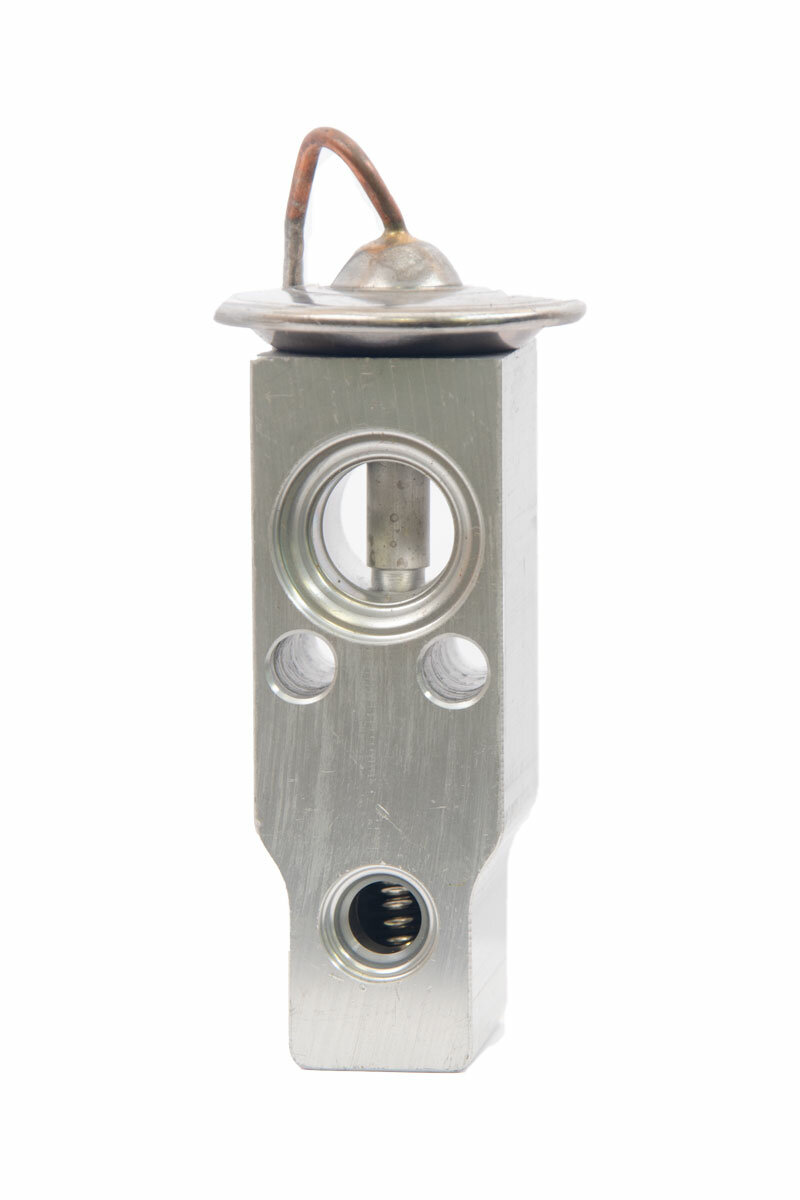 Терморегулирующий вентиль M. B/Volvo/M. B Truck/Kia/Hyundai (007696)