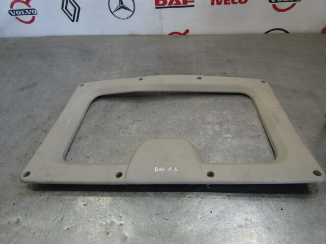 Рамка люка DAF XF105