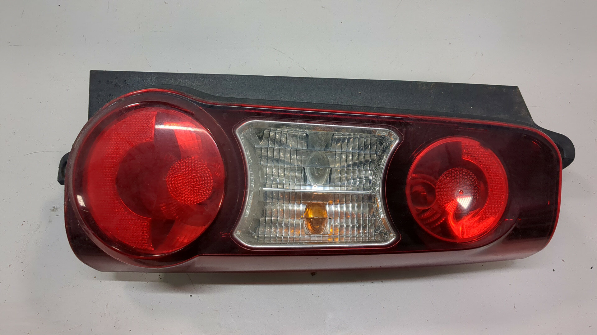 Фонарь (задний) правый Citroen Berlingo Б/У