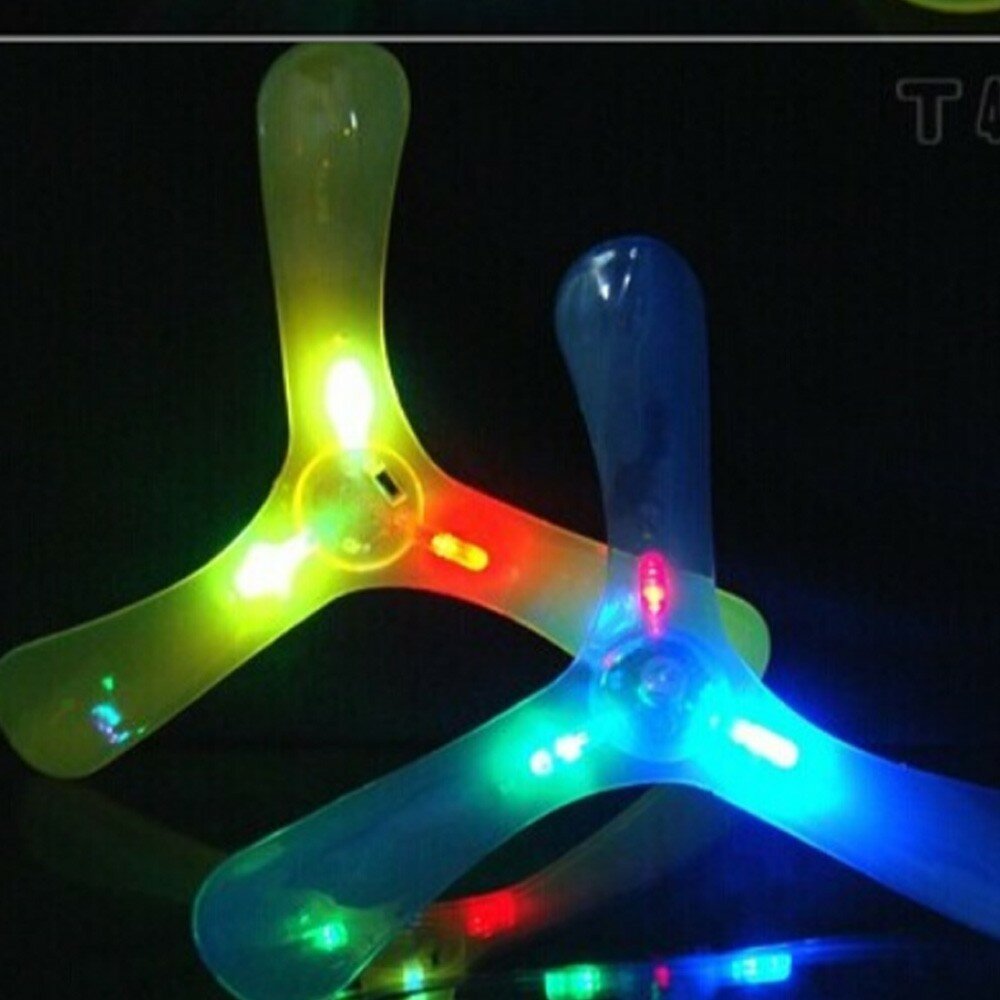 Треугольный светящийся бумеранг игрушка для детей, детский светящийся возвращающийся бумеранг случайного цвета