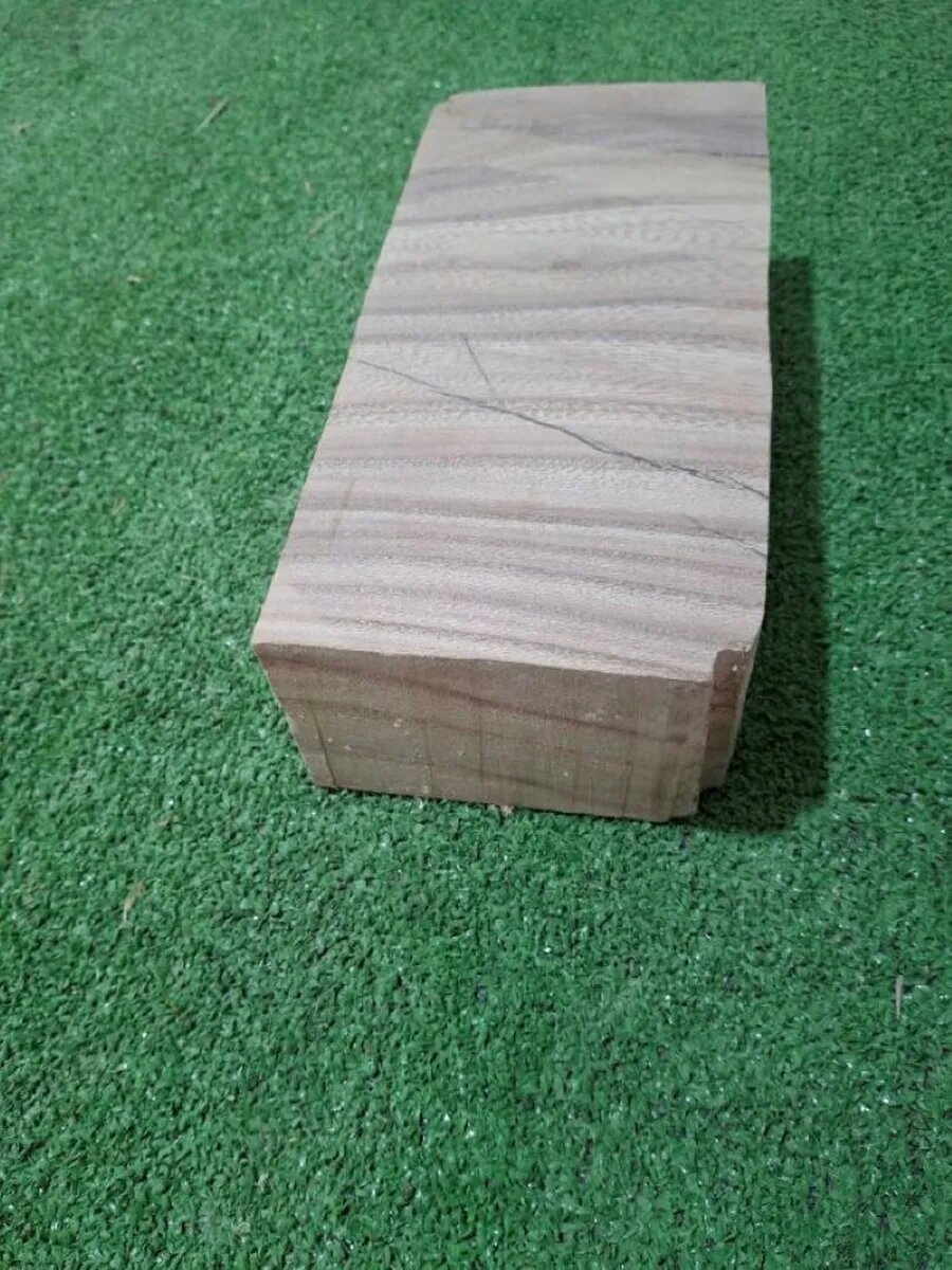 Слэб массив Карагач (200-100-63 мм)