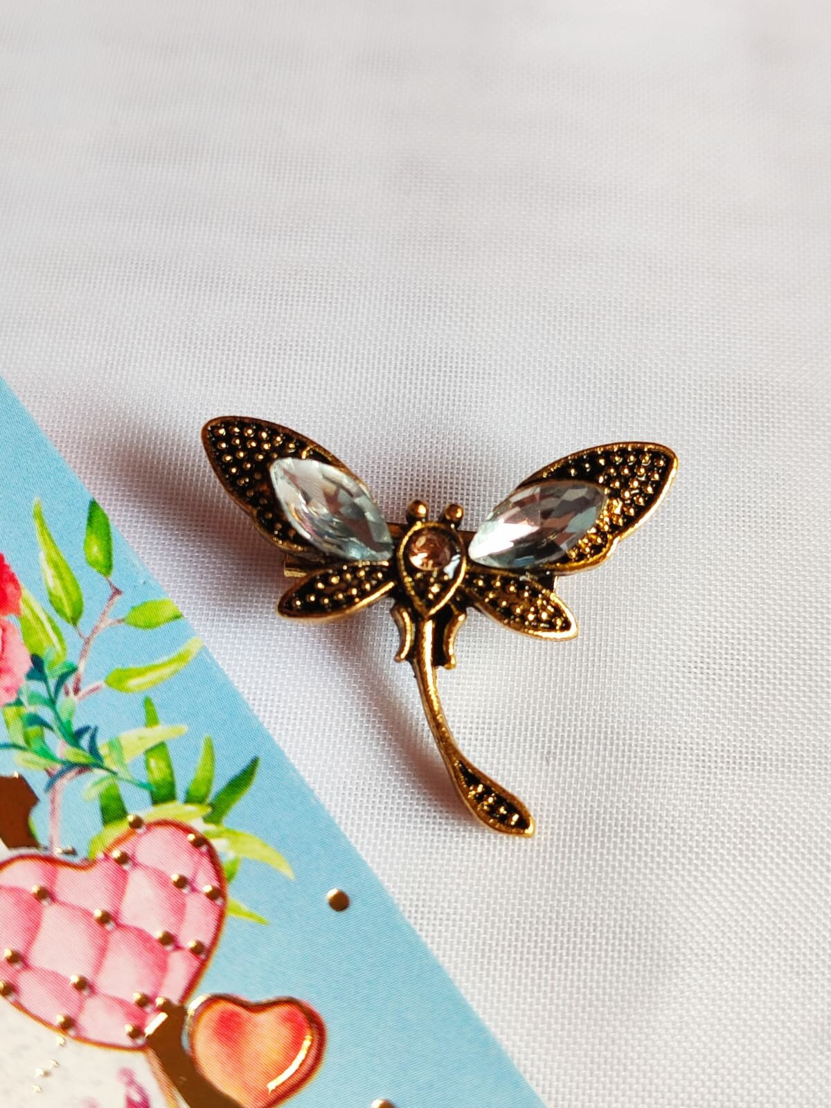 Брошь, стекло, стразы