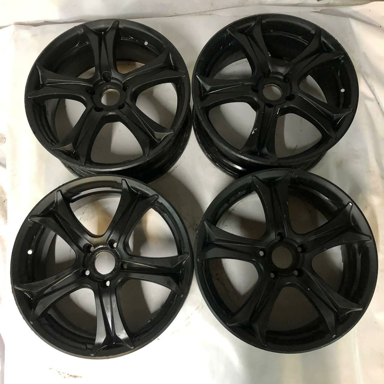 Колесные диски Replica 18x7.5 PCD 5x114.3 D64.1 ET42 (Реплика)
