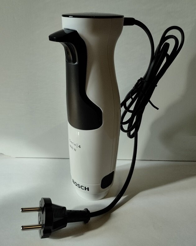 Для блендера Bosch: моторная часть, до 800Вт. Тип ручки: CNHR34. Словения. Замена для серии MSM4хххх