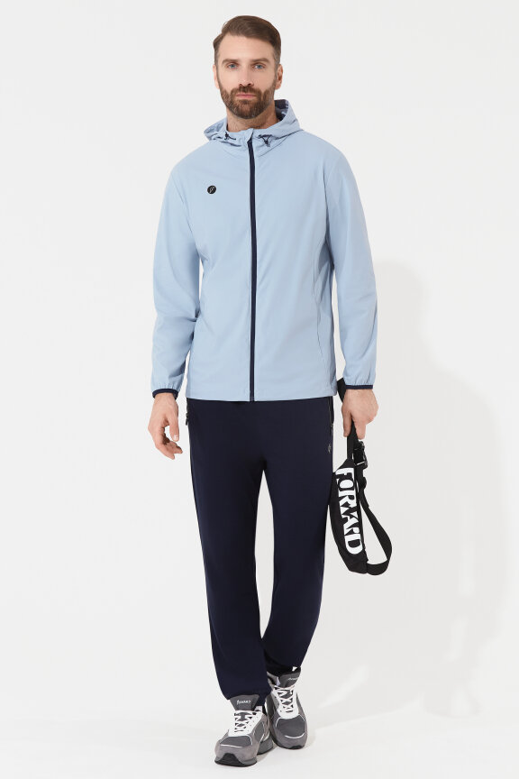 Костюм спортивный