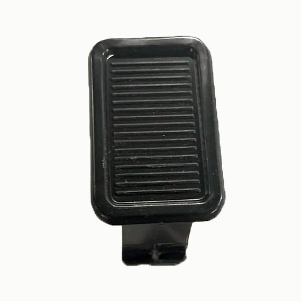 Заглушка МТЗ переключателей 45х32мм (кнопок) 80-3801327 Оригинал