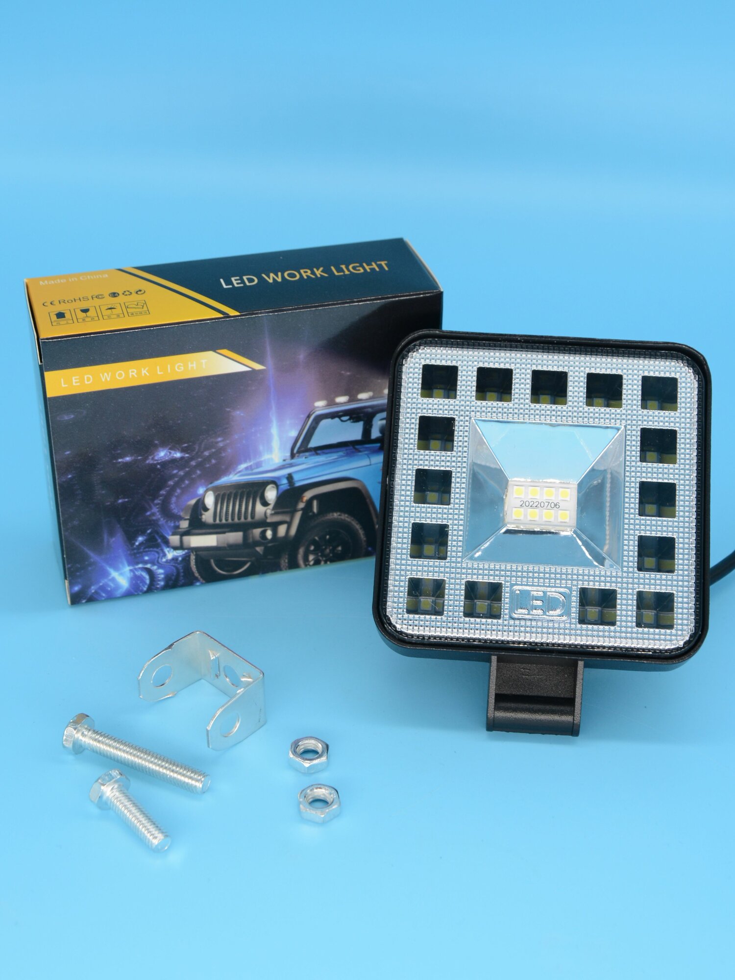 Фара рабочего света, 12-14 вольт, 3030, 23 диода, 12 ватт