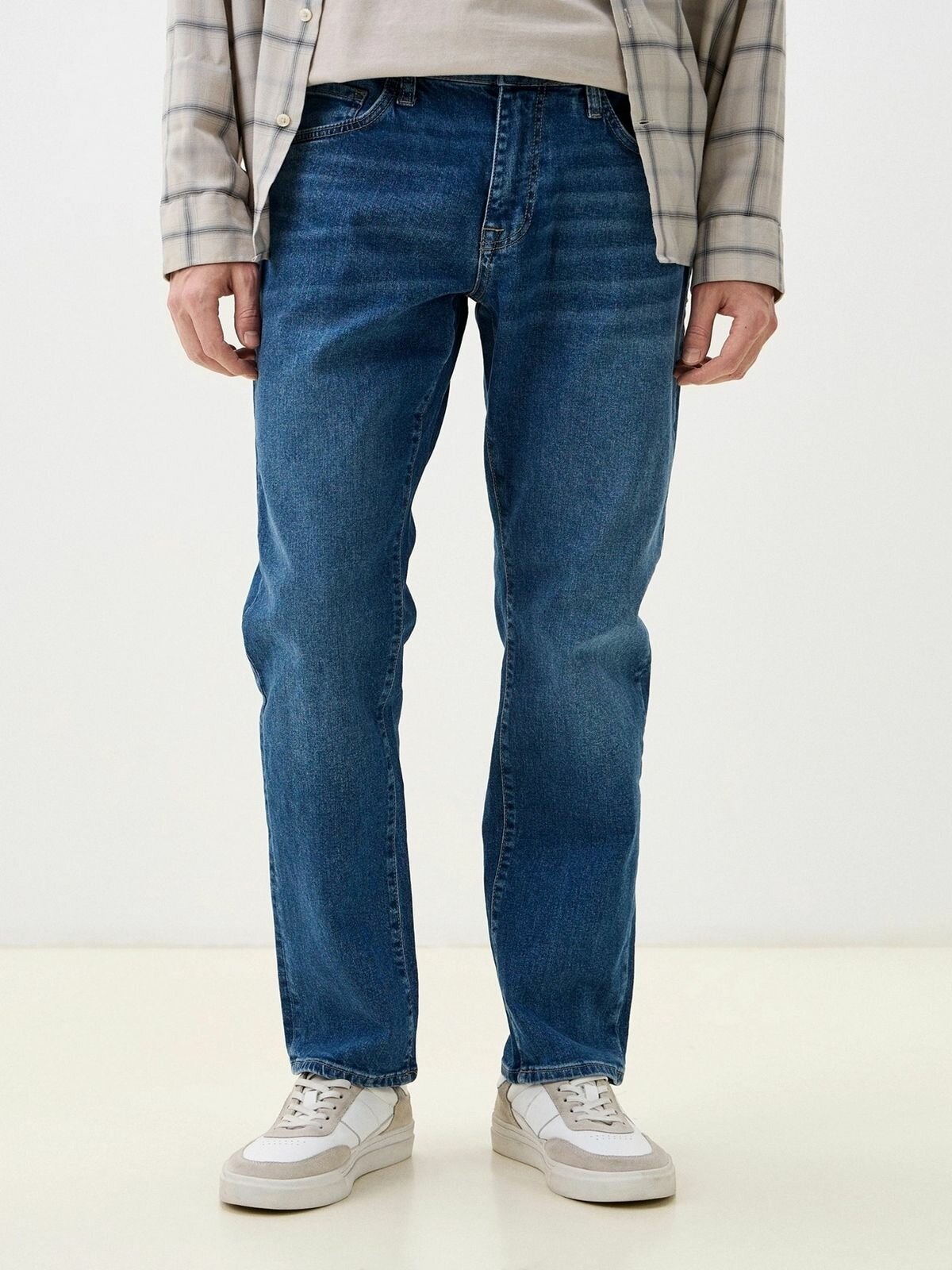 Джинсы зауженные 