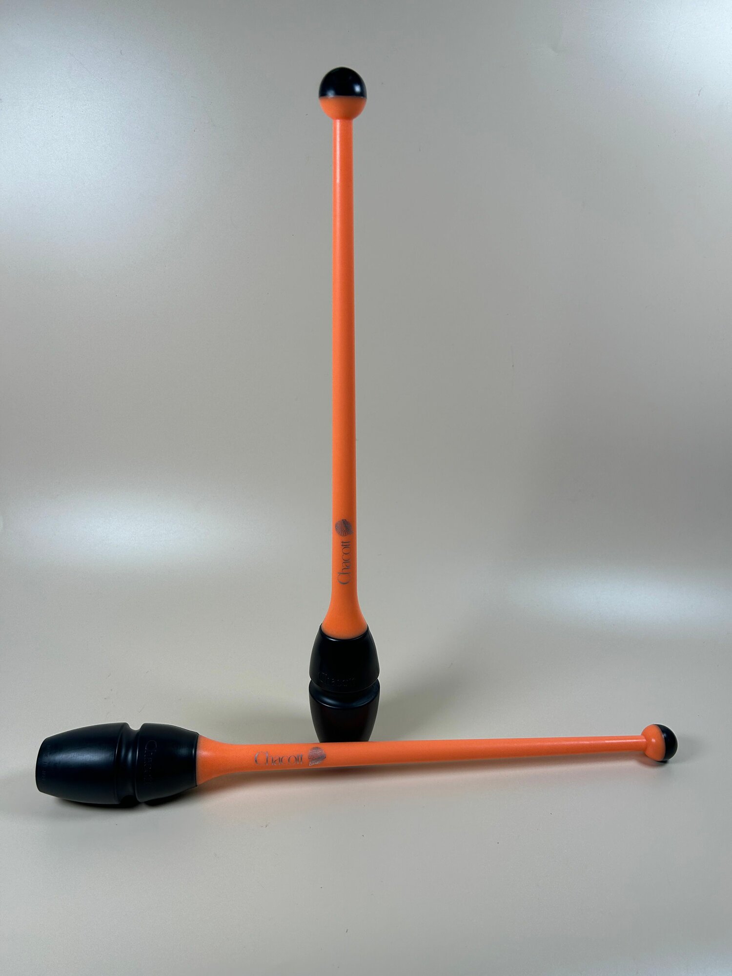 Булавы Chacott Rubber Clubs 183 Black x Orange 41 см