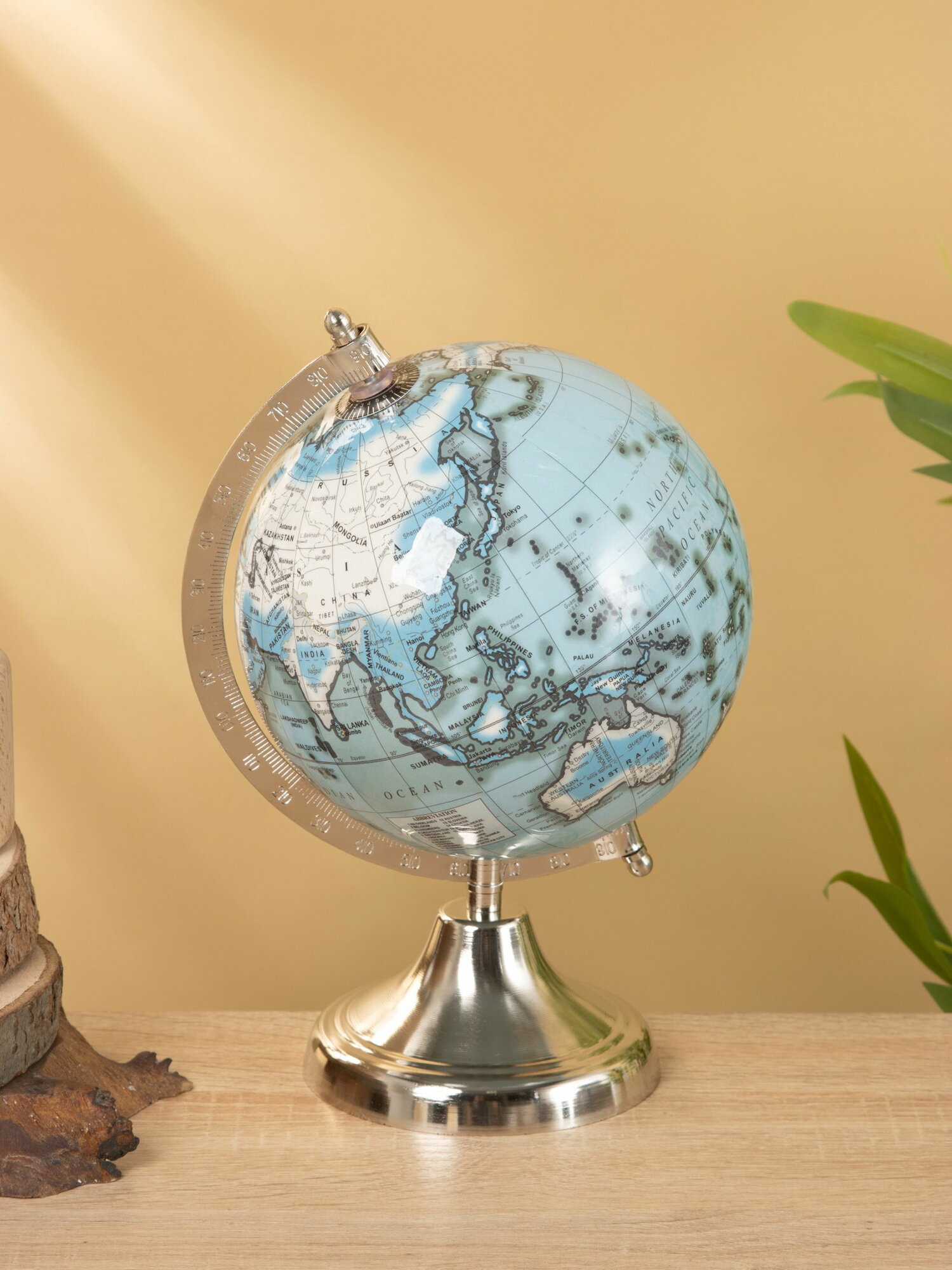 Глобус сувенирный, 18x15x26 см, подставка металл, тип глобуса: сувенирный