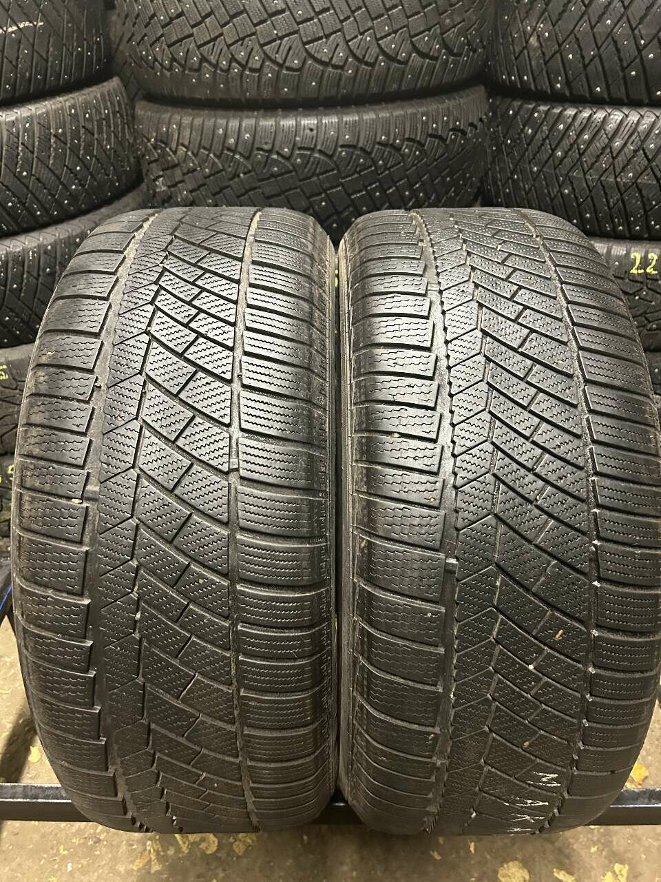 255/55 R18 105V Continental ContiWinterContact TS 830P SUV остаток:5 мм год:2014 арт:ab254553