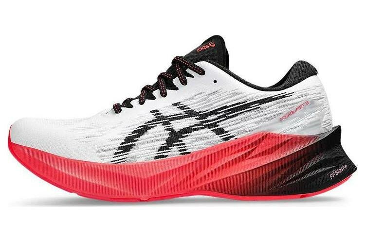 Кроссовки NOVABLAST 3