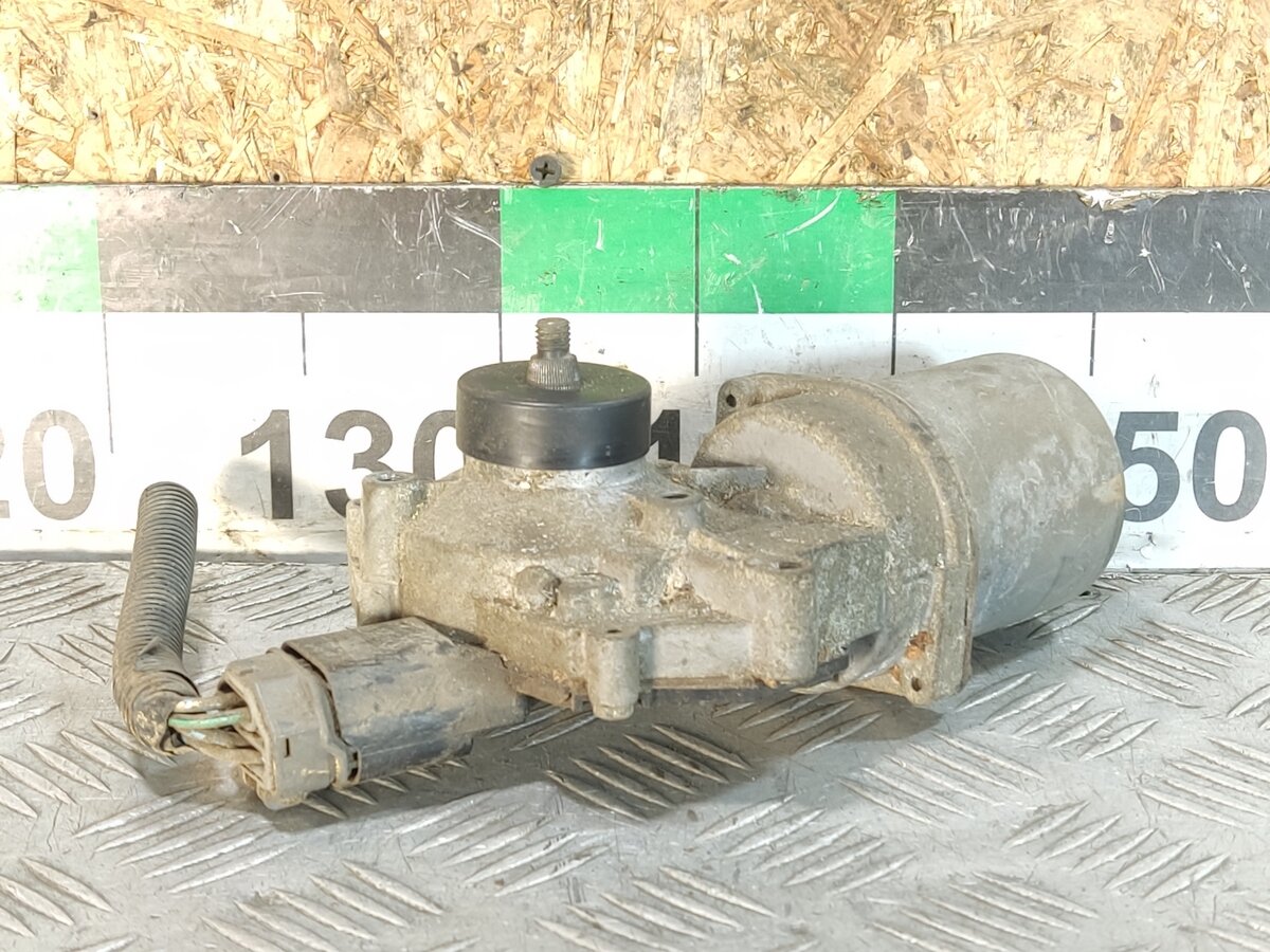 Моторчик стеклоочистителя передний HONDA Civic 2001-2005 76505S6DE01