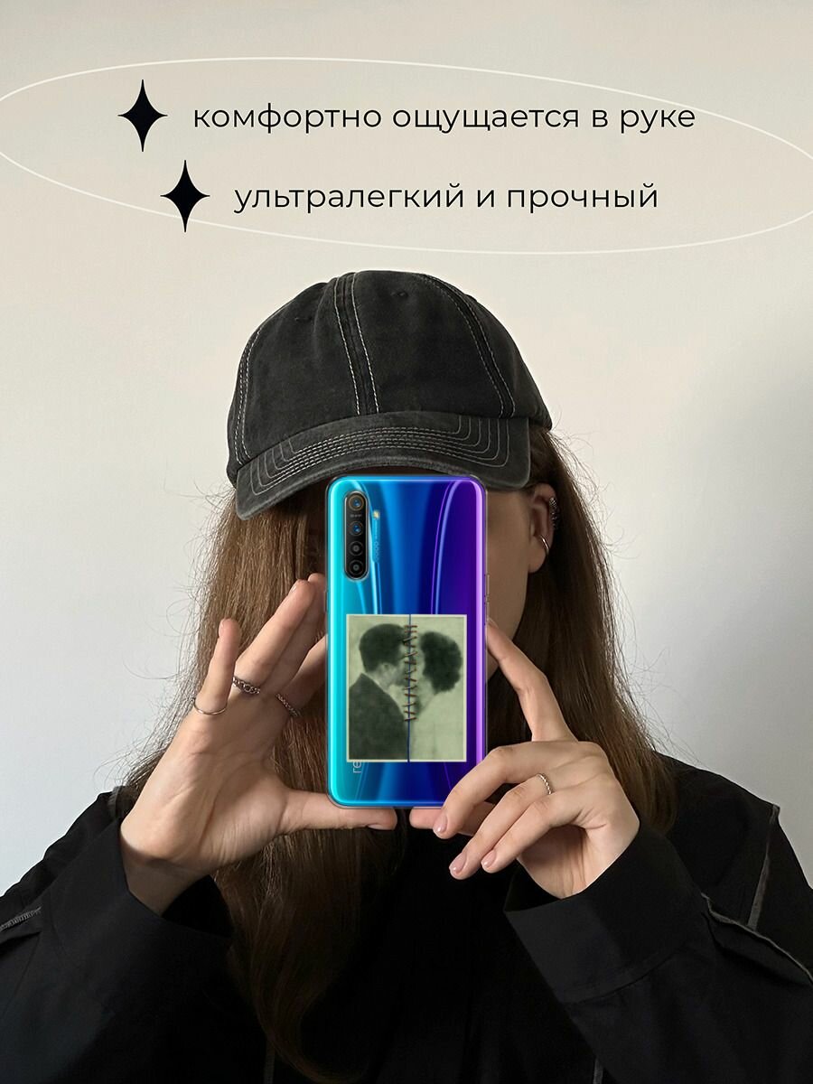 Чехол на Realme XT / Реалми XT с принтом "Разделенный поцелуй" — фото 1