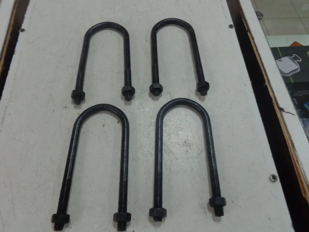 Стремянки Москвич-412,2140 (к-т 4 шт) черные