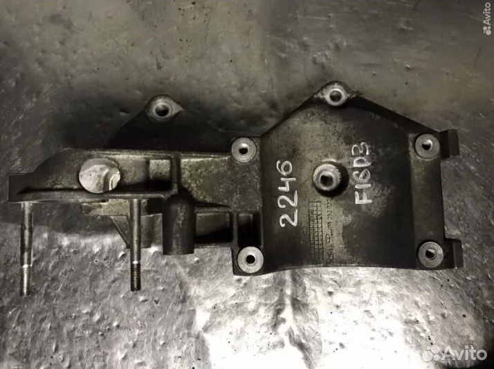 Кронштейн компрессора/насоса гур Chevrolet Lacetti F14D3 f16D3 1.4-1.6