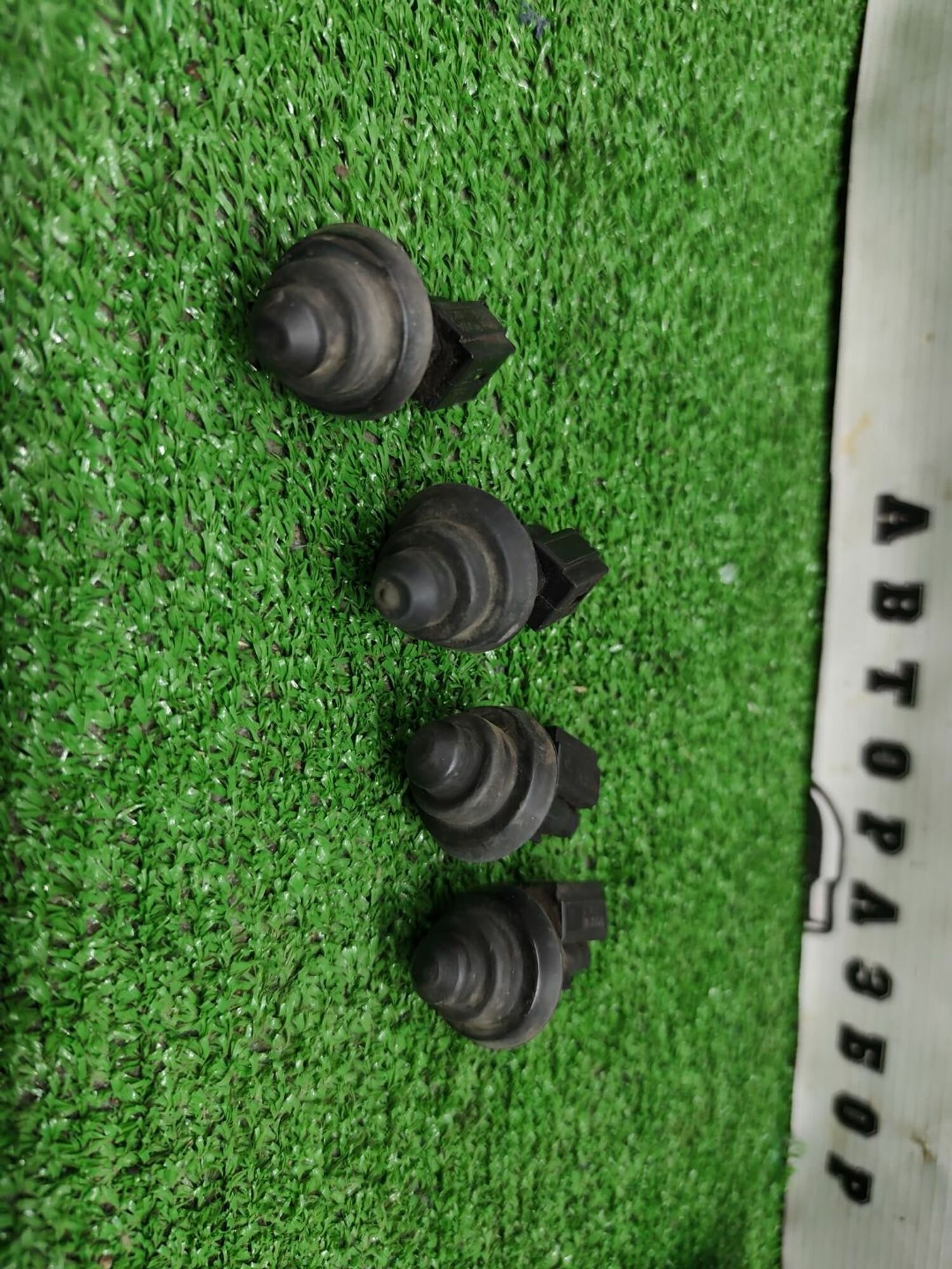 Концевой выключатель Renault Logan, I рестайлин. с пробегом