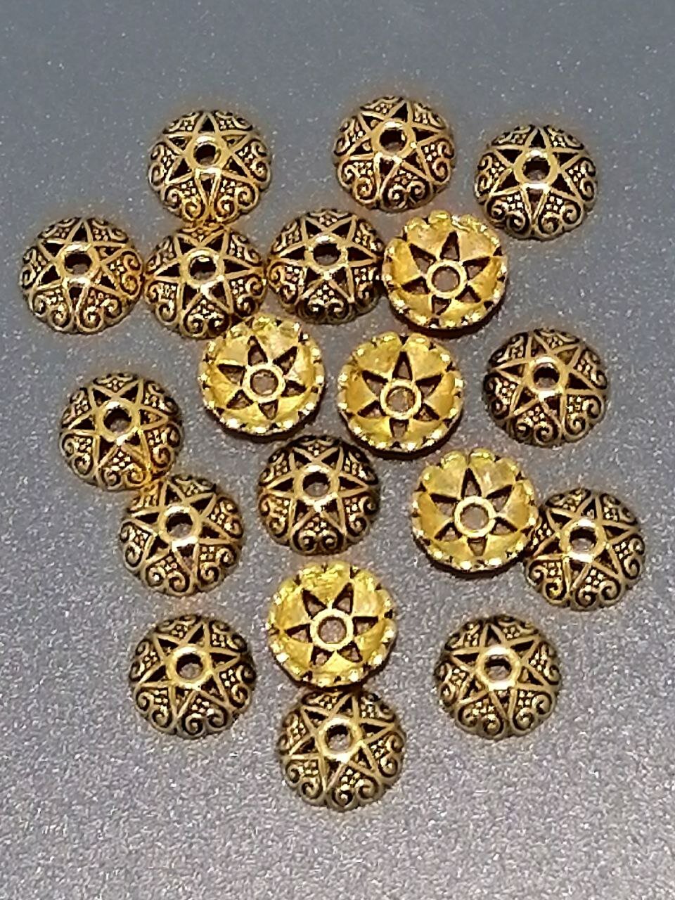 Шапочки для бусин Ким, бижутерный сплав, золотистые, 8х8х2мм, 20 шт