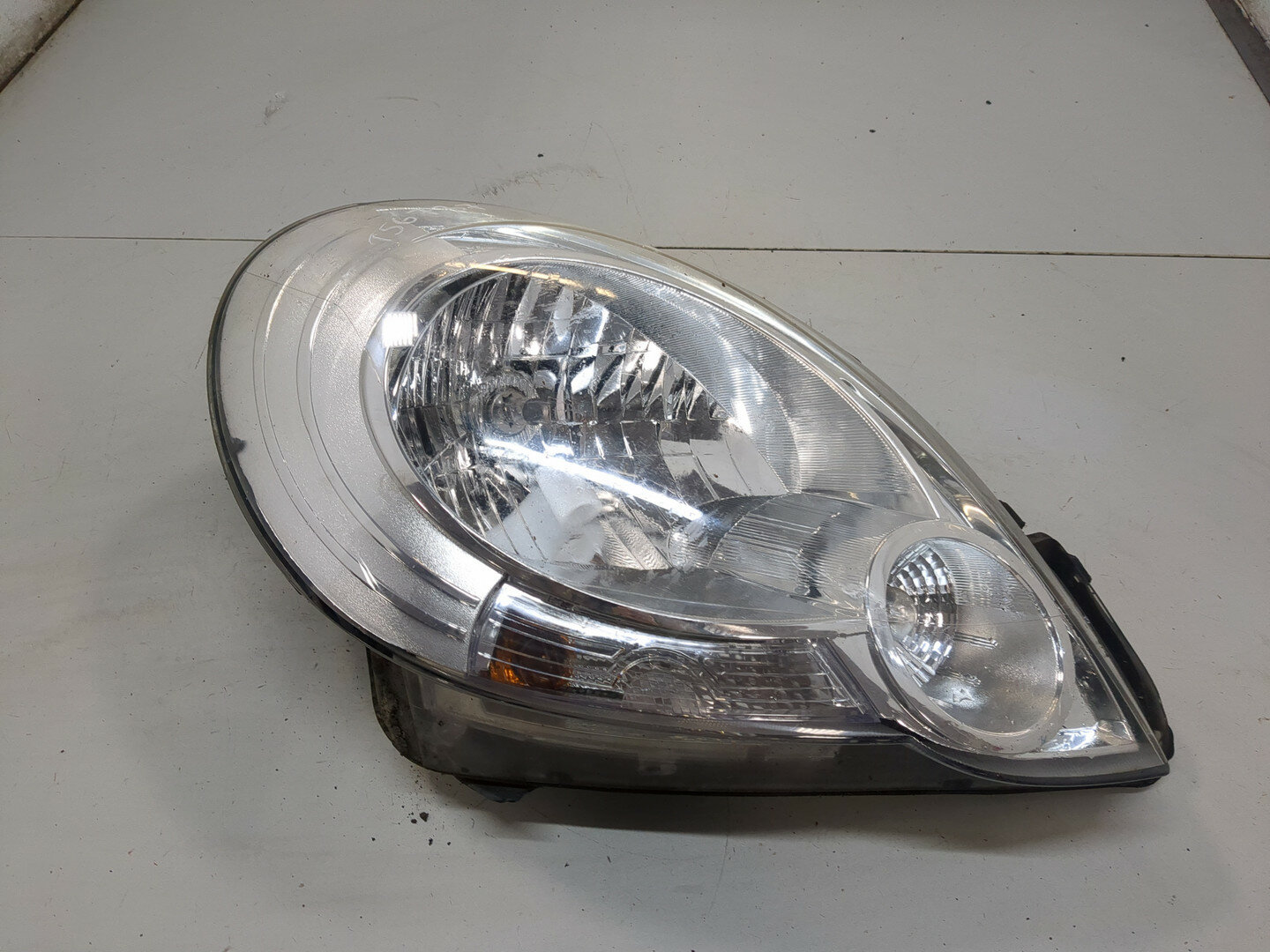 Фара (передняя) правая Renault Kangoo Б/У