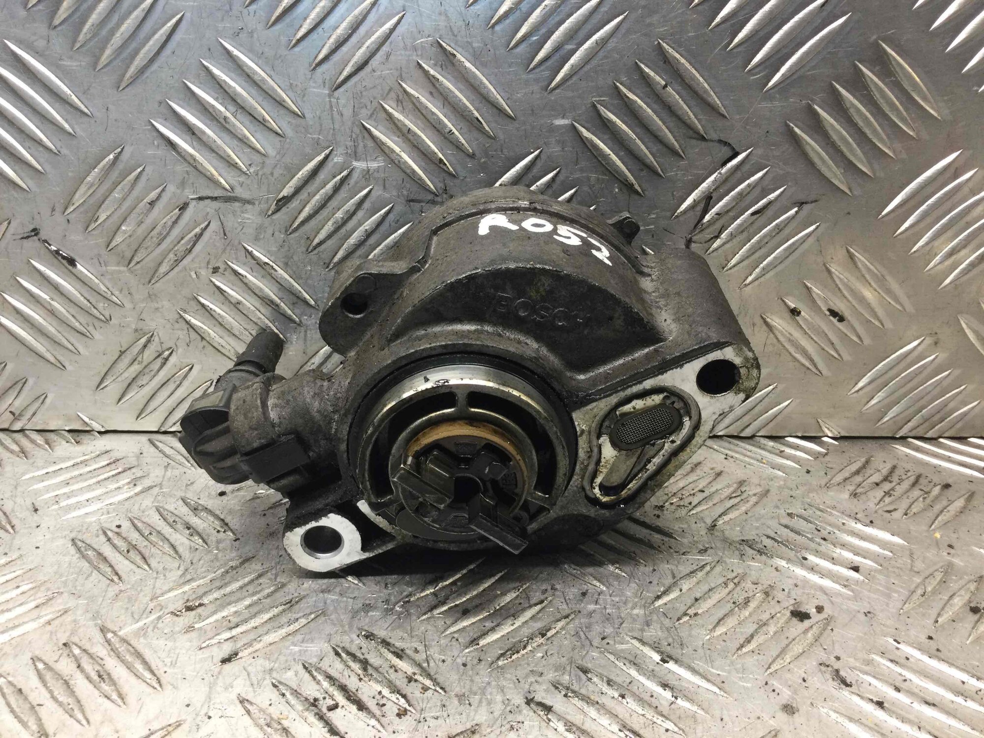 Б/У Насос вакуумный Peugeot Partner 1 поколение [рестайлинг] (2002-2008) 2007 г.