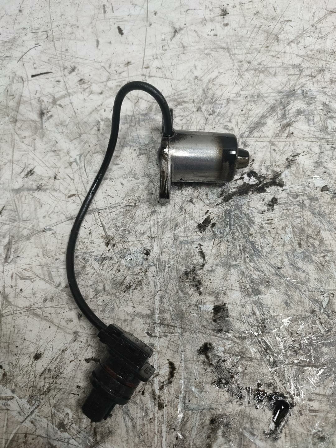 Датчик уровня масла Opel