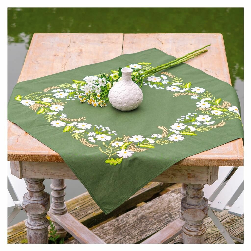 PN-0222578 Набор для вышивания крестом (скатерть) "Белый цветочный узор", Vervaco