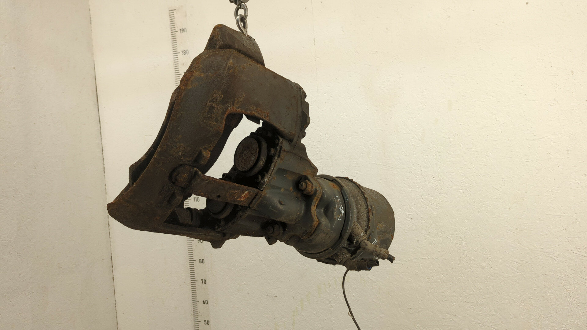 Суппорт левый передний Renault T Б/У