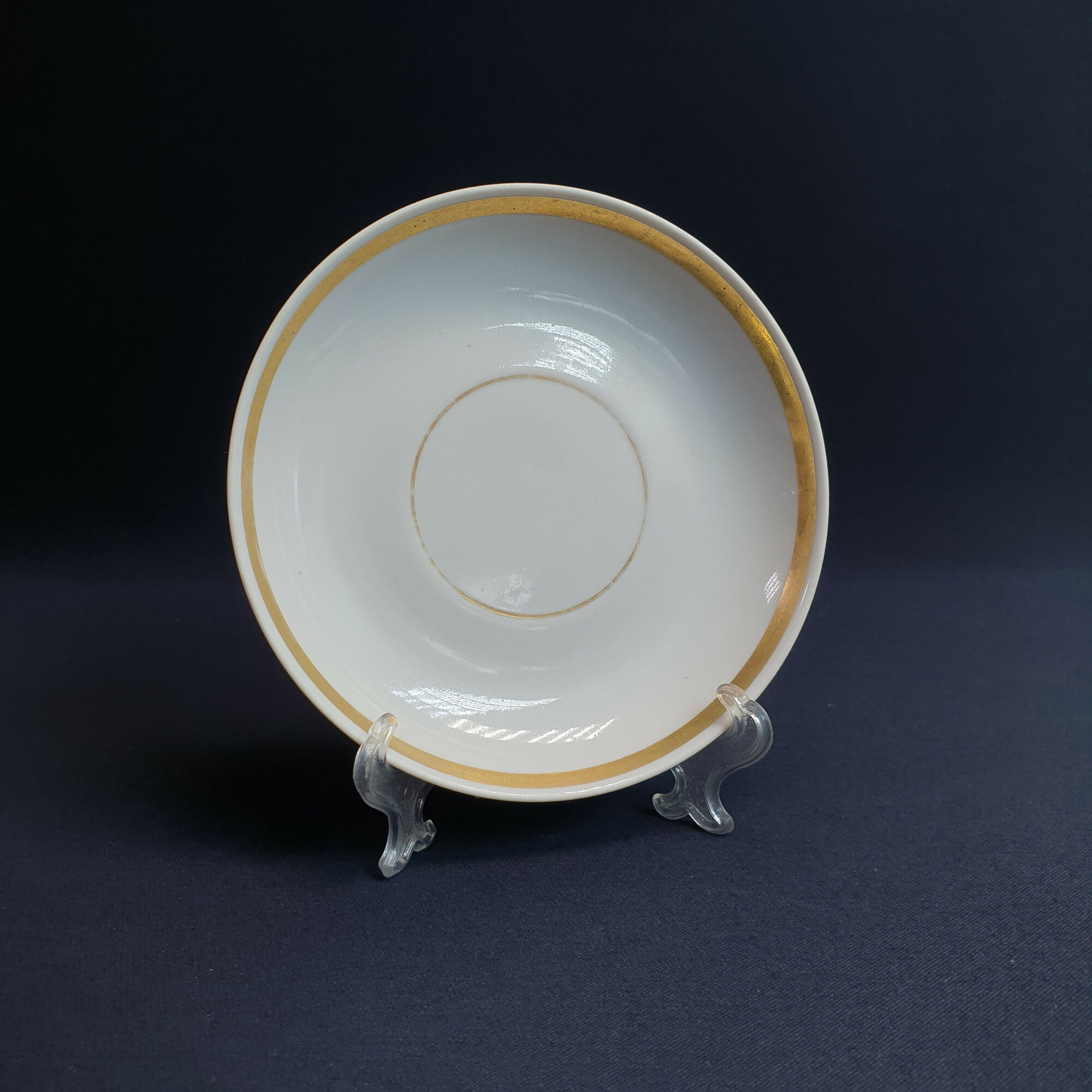 Блюдце Дулево, фарфор позолота 14 см, винтаж СССР.