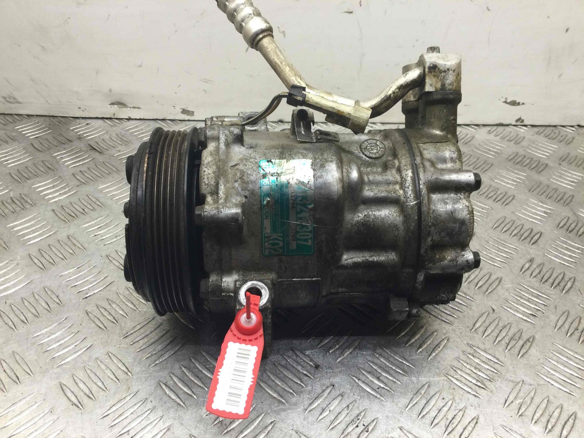 Б/У Компрессор кондиционера Opel Astra H рестайлинг 2007 - 2010 2008 г.