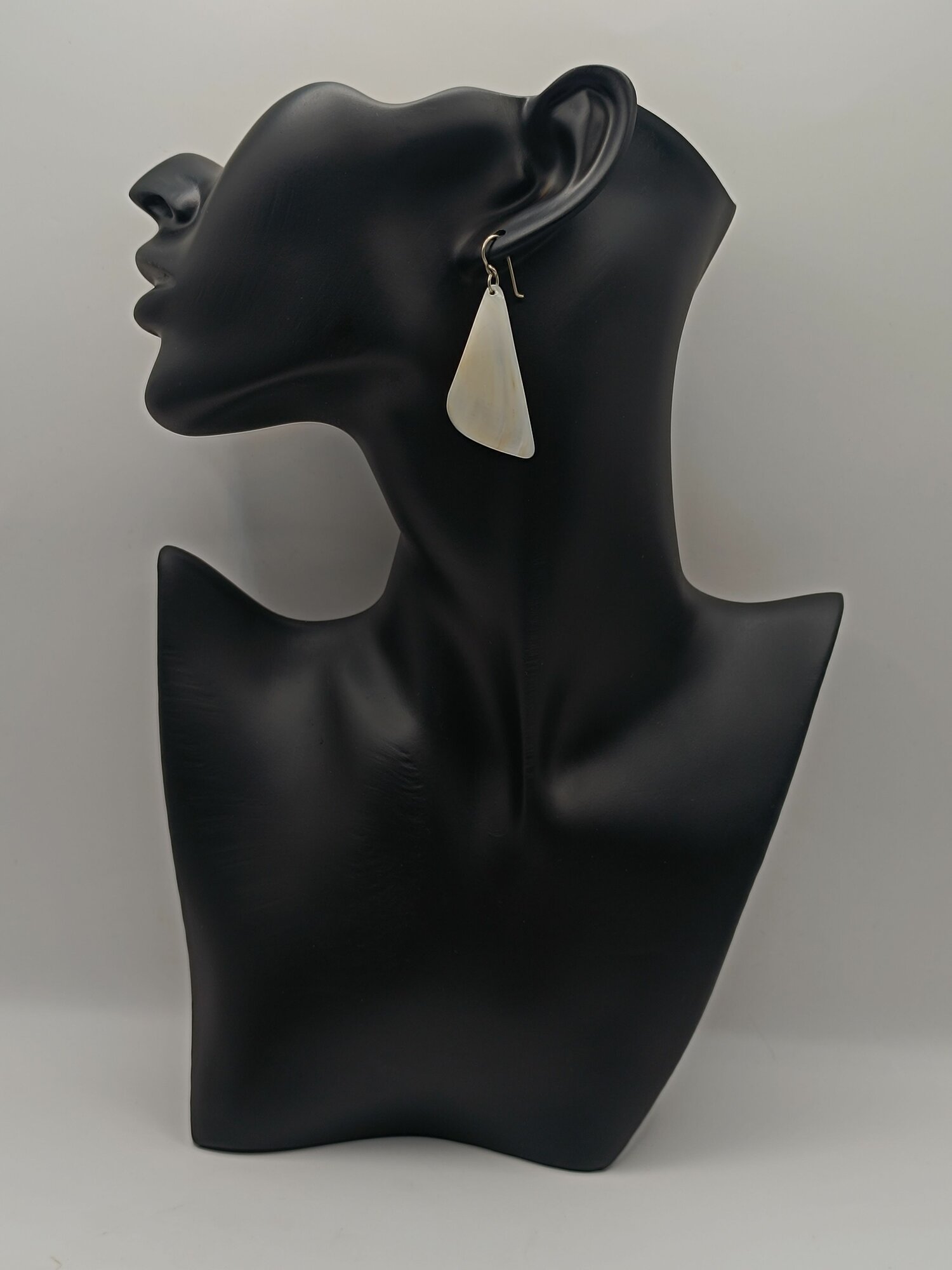 Винтажные серьги, мельхиор, перламутр.