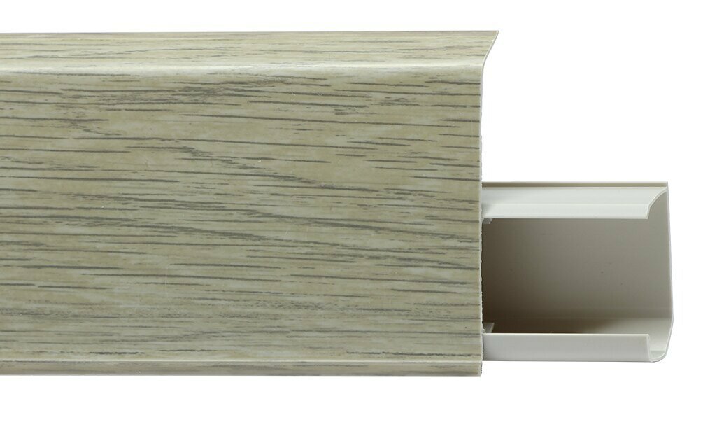 Плинтус пластиковый Winart Tera 72 мм Дуб Санремо 721, 1 шт.