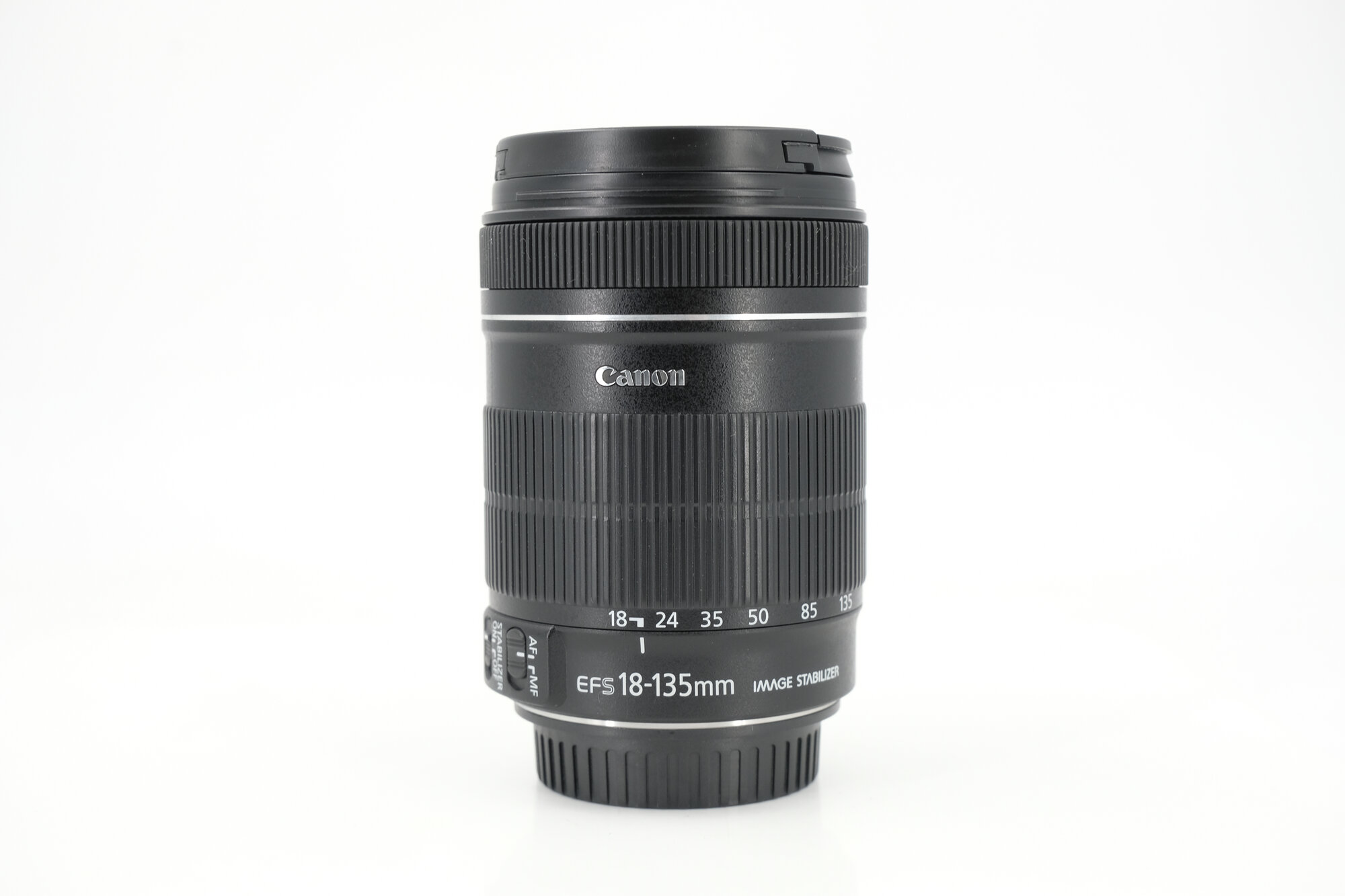 Canon EF-S 18-135mm f/3.5-5.6 IS