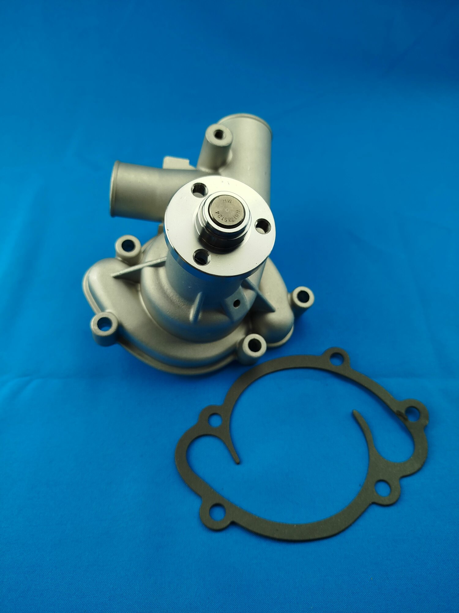 Помпа "HOFER" для а/м Волга 406дв.