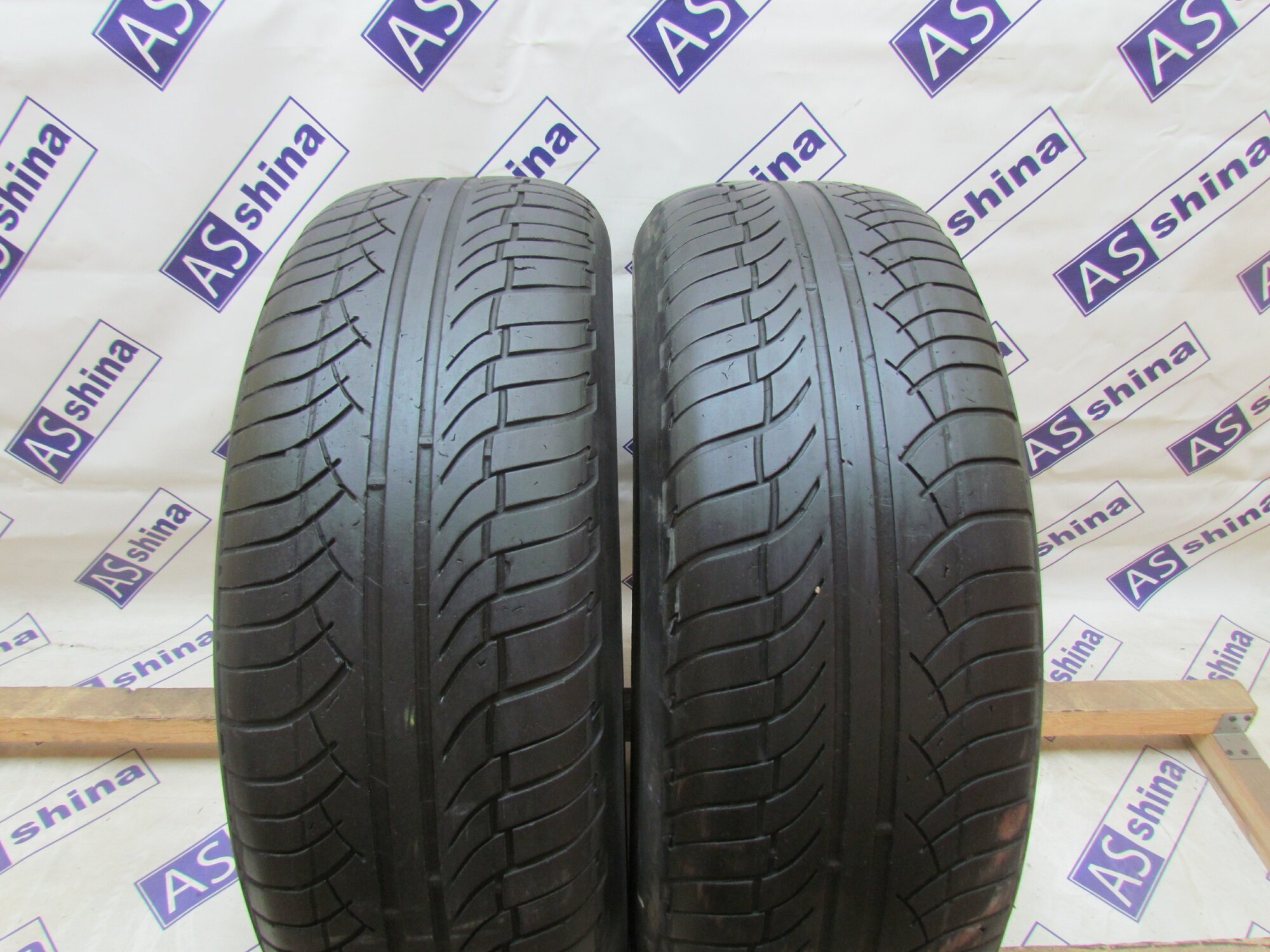 Michelin 4x4 Diamaris 235 65 R17 летние БУ шины более 35% износ , артикул 0009175